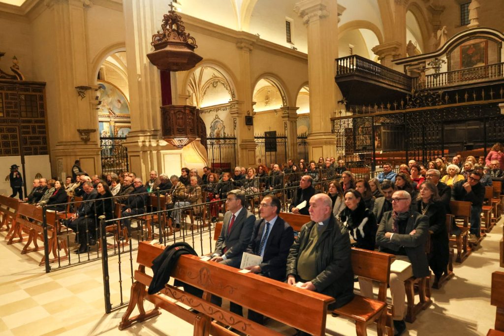 Andrés Martínez Rodríguez pregona la Navidad en San Patricio con un ...
